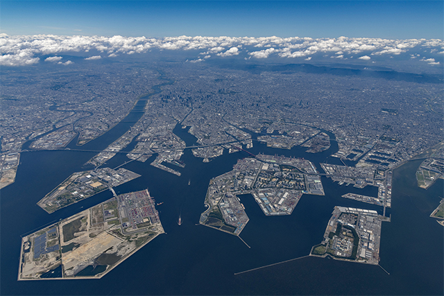 Extensive Harbor Facilities